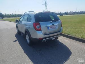 Chevrolet Captiva 2007 in Mazeikiai, with an engine capacity of 3.20 L and mileage of 365 thousand km for 2000 €, photo 3 on AUTOMOTO.COM.LV