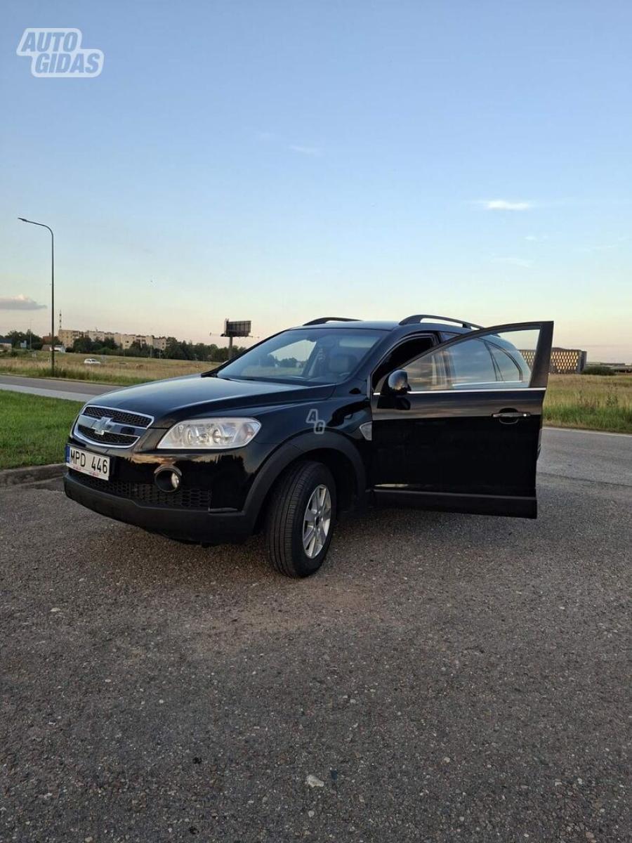 Chevrolet Captiva 2007 in Kaunas, with an engine capacity of 2.00 L and mileage of 291 thousand km for 3000 €, photo 3 on AUTOMOTO.COM.LV