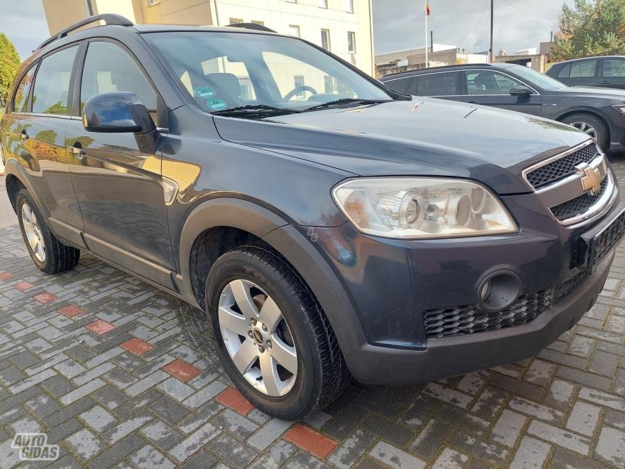 Chevrolet Captiva 2007 in Kretinga, with an engine capacity of 2.00 L and mileage of 236 thousand km for 2550 €, photo 4 on AUTOMOTO.COM.LV