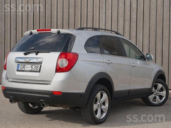 Chevrolet Captiva 2007 in Tukums, with an engine capacity of 2.40 L and mileage of 229 thousand km for 2500 €, photo 4 on AUTOMOTO.COM.LV