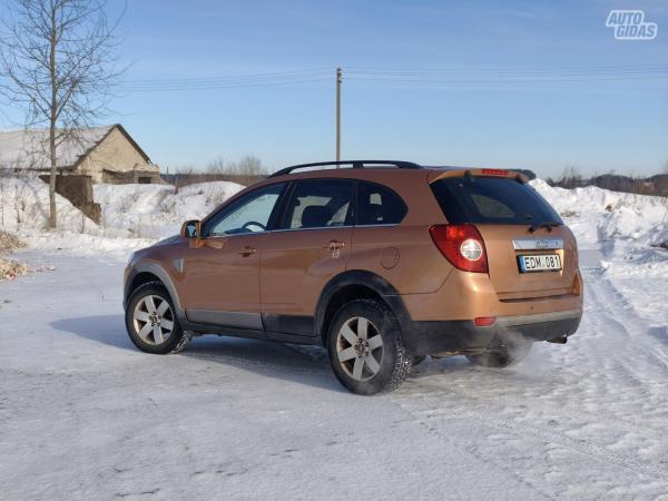 Chevrolet Captiva 2008 Viļņa, ar dzinēja tilpumu 2.00 L un nobraukumu 230 tūkst. km par 2100 €, foto 3 vietnē AUTOMOTO.COM.LV