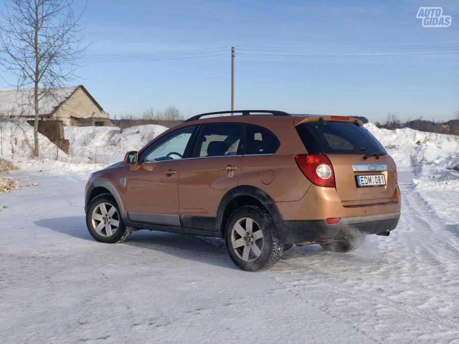 Chevrolet Captiva 2008 in Vilnius, with an engine capacity of 2.00 L and mileage of 230 thousand km for 2000 €, photo 3 on AUTOMOTO.COM.LV