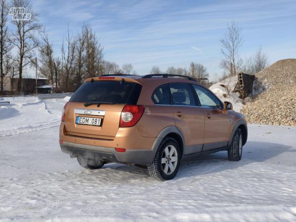 Chevrolet Captiva 2008 Viļņa, ar dzinēja tilpumu 2.00 L un nobraukumu 230 tūkst. km par 2100 €, foto 4 vietnē AUTOMOTO.COM.LV