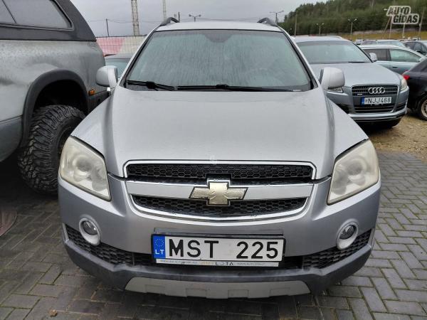 Chevrolet Captiva 2008 Viļņa, ar dzinēja tilpumu 2.00 L un nobraukumu 299 tūkst. km par 1800 €, foto 2 vietnē AUTOMOTO.COM.LV