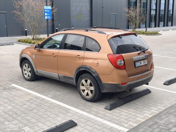 Chevrolet Captiva 2008 in Vilnius, with an engine capacity of 2.00 L and mileage of 230 thousand km for 2000 €, photo 3 on AUTOMOTO.COM.LV