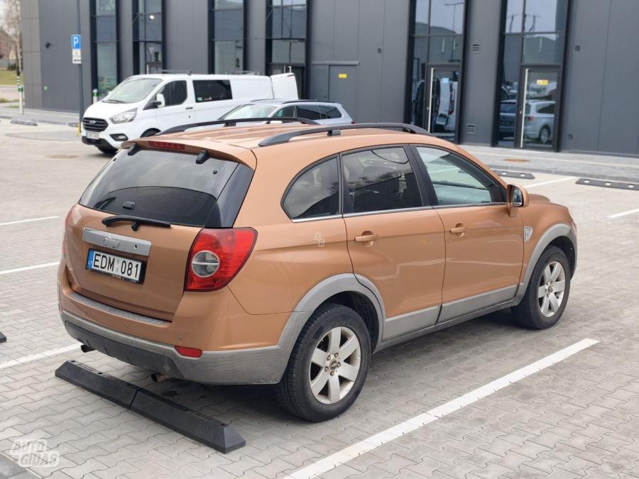 Chevrolet Captiva 2008 in Vilnius, with an engine capacity of 2.00 L and mileage of 230 thousand km for 2000 €, photo 5 on AUTOMOTO.COM.LV