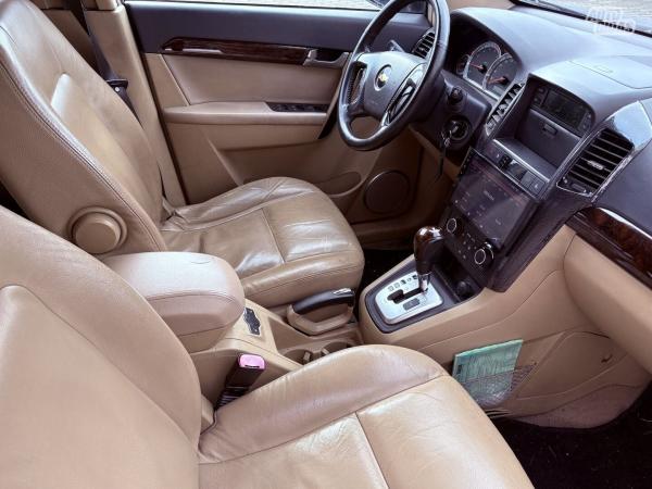 Chevrolet Captiva 2008 Viļņa, ar dzinēja tilpumu 2.00 L un nobraukumu 267 tūkst. km par 2000 €, foto 10 vietnē AUTOMOTO.COM.LV