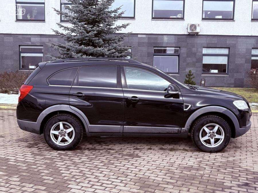 Chevrolet Captiva 2008 Viļņa, ar dzinēja tilpumu 2.00 L un nobraukumu 267 tūkst. km par 2000 €, foto 14 vietnē AUTOMOTO.COM.LV