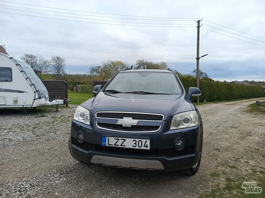 Chevrolet Captiva 2008 in Klaipeda, with an engine capacity of 2.00 L and mileage of 336 thousand km for 2750 €, photo 3 on AUTOMOTO.COM.LV