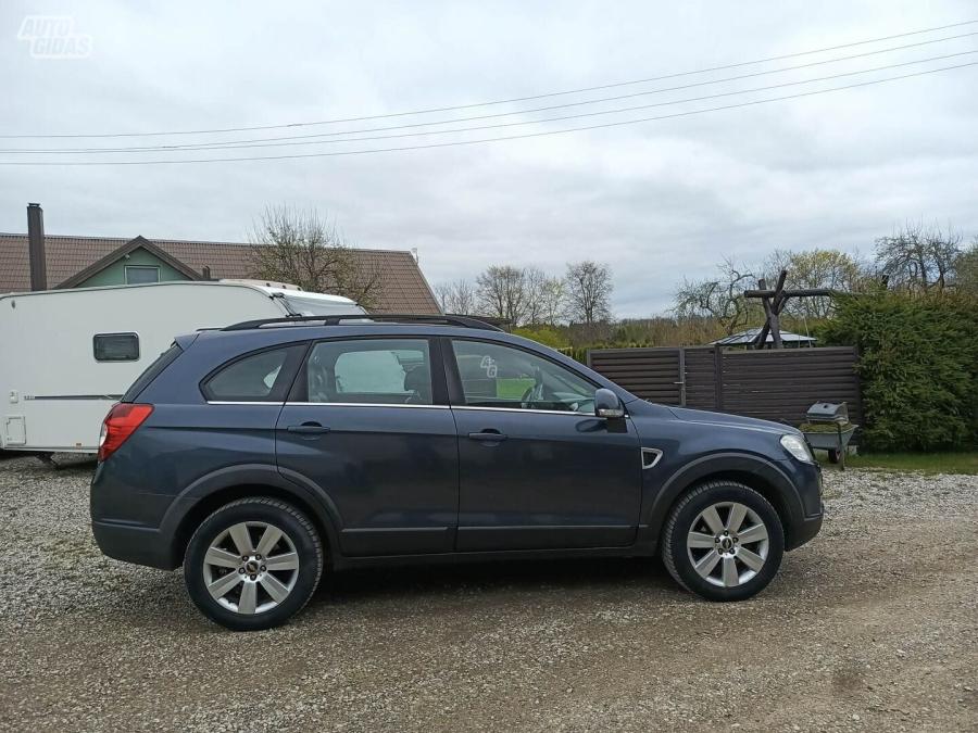 Chevrolet Captiva 2008 in Klaipeda, with an engine capacity of 2.00 L and mileage of 336 thousand km for 2750 €, photo 9 on AUTOMOTO.COM.LV