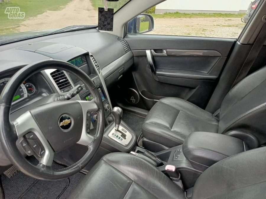 Chevrolet Captiva 2008 in Klaipeda, with an engine capacity of 2.00 L and mileage of 336 thousand km for 2750 €, photo 11 on AUTOMOTO.COM.LV