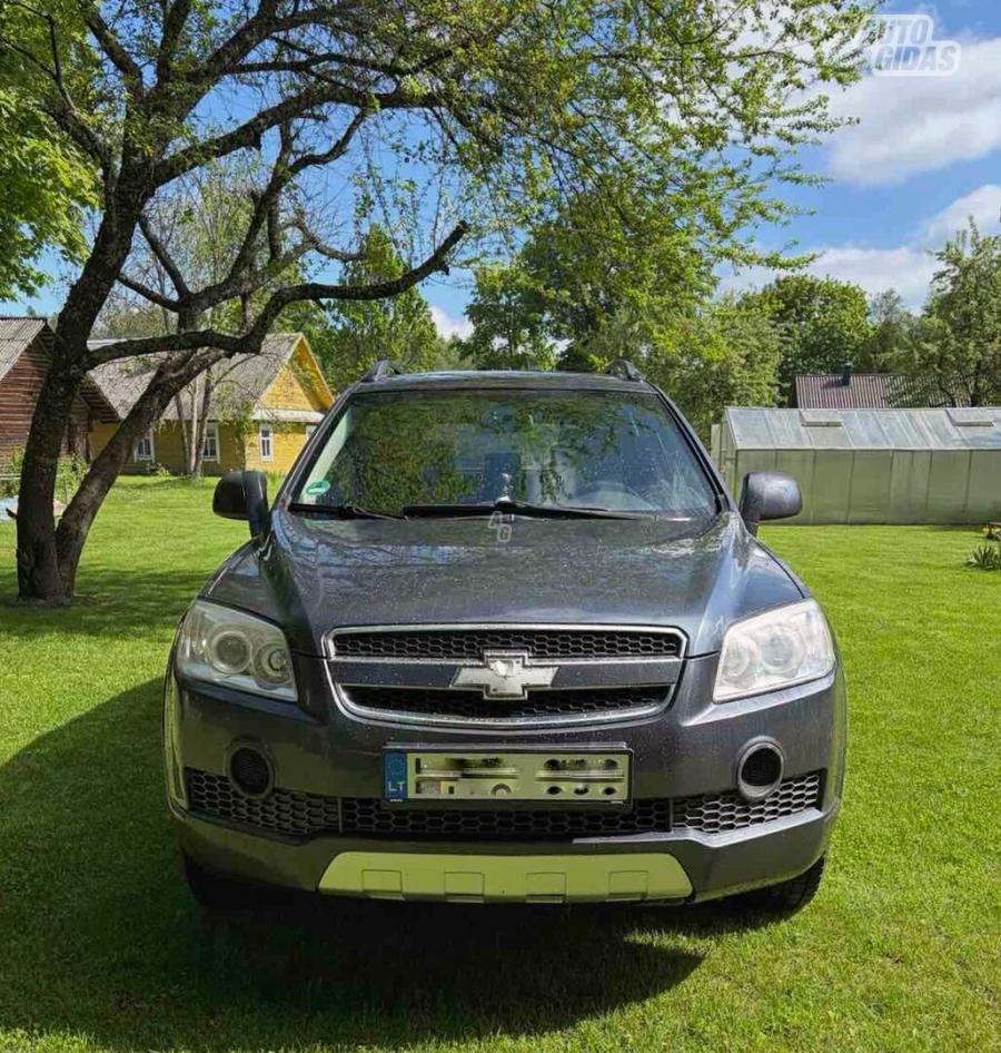 Chevrolet Captiva 2008 in Ignalina, with an engine capacity of 2.40 L and mileage of 342 thousand km for 2950 €, photo 3 on AUTOMOTO.COM.LV