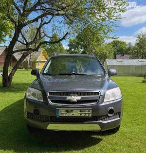 Chevrolet Captiva 2008 Ignalina, ar dzinēja tilpumu 2.40 L un nobraukumu 342 tūkst. km par 2950 €, foto 3 vietnē AUTOMOTO.COM.LV