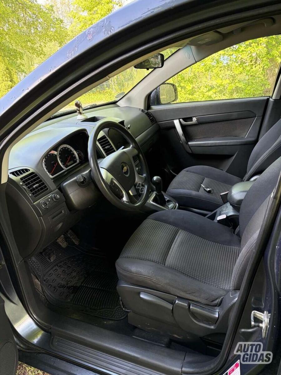 Chevrolet Captiva 2008 Ignalina, ar dzinēja tilpumu 2.40 L un nobraukumu 342 tūkst. km par 2950 €, foto 10 vietnē AUTOMOTO.COM.LV