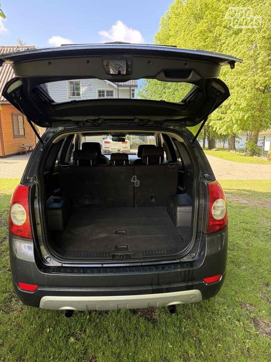 Chevrolet Captiva 2008 Ignalina, ar dzinēja tilpumu 2.40 L un nobraukumu 342 tūkst. km par 2950 €, foto 17 vietnē AUTOMOTO.COM.LV