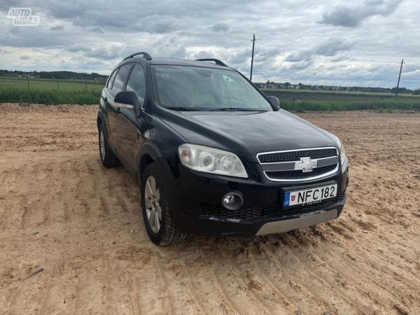 Chevrolet Captiva 2008 Viļņa, ar dzinēja tilpumu 2.00 L un nobraukumu 300 tūkst. km par 2050 €, foto 2 vietnē AUTOMOTO.COM.LV