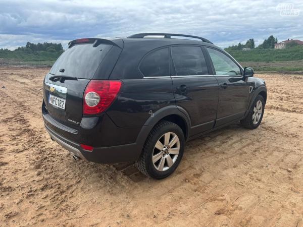 Chevrolet Captiva 2008 Viļņa, ar dzinēja tilpumu 2.00 L un nobraukumu 300 tūkst. km par 2050 €, foto 7 vietnē AUTOMOTO.COM.LV
