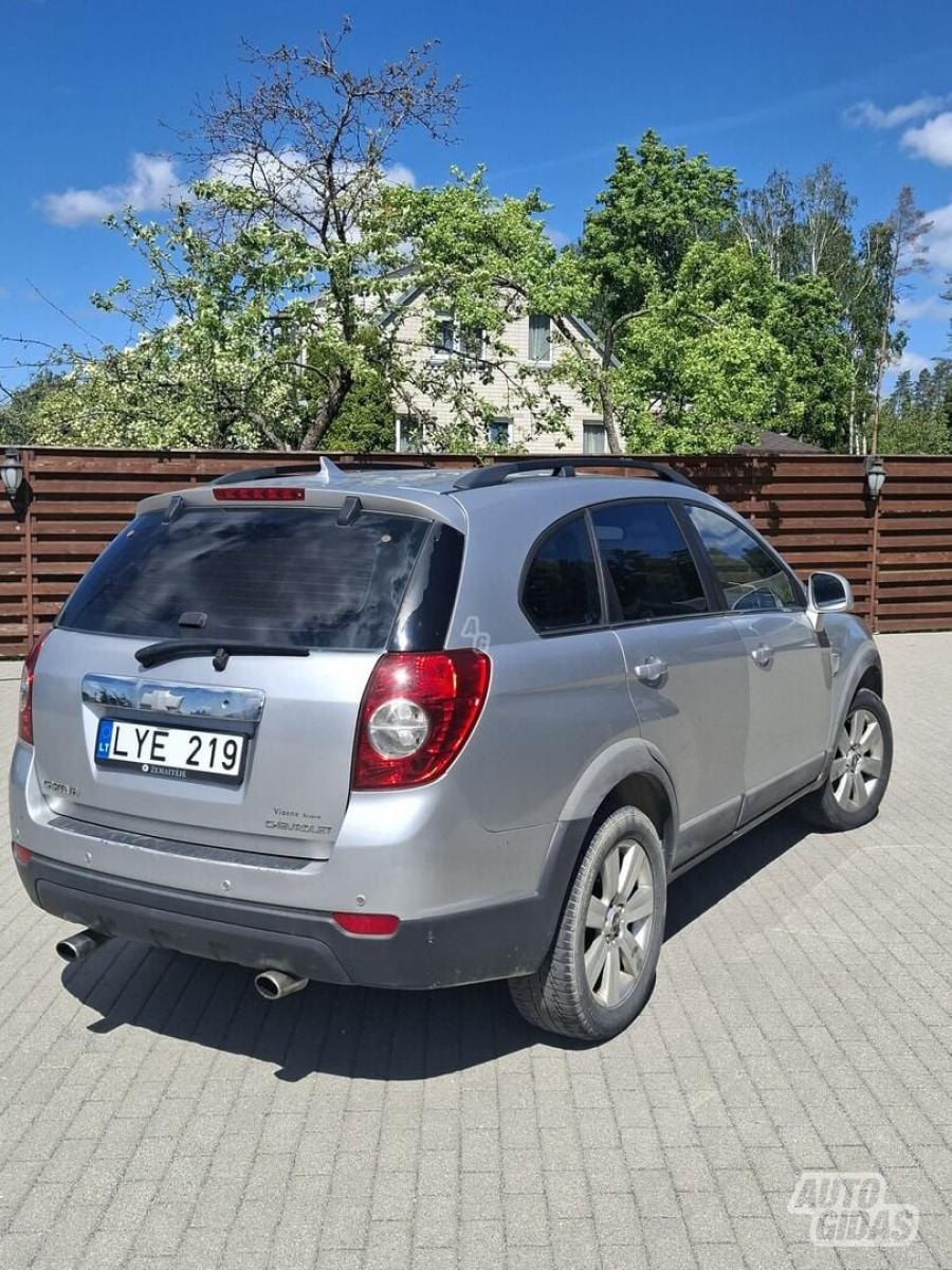 Chevrolet Captiva 2008 Plungė, ar dzinēja tilpumu 1.90 L un nobraukumu 354 tūkst. km par 2150 €, foto 3 vietnē AUTOMOTO.COM.LV