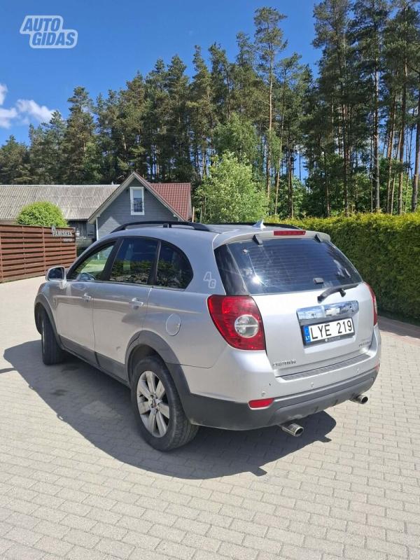 Chevrolet Captiva 2008 in Plunge, with an engine capacity of 1.90 L and mileage of 354 thousand km for 2150 €, photo 4 on AUTOMOTO.COM.LV