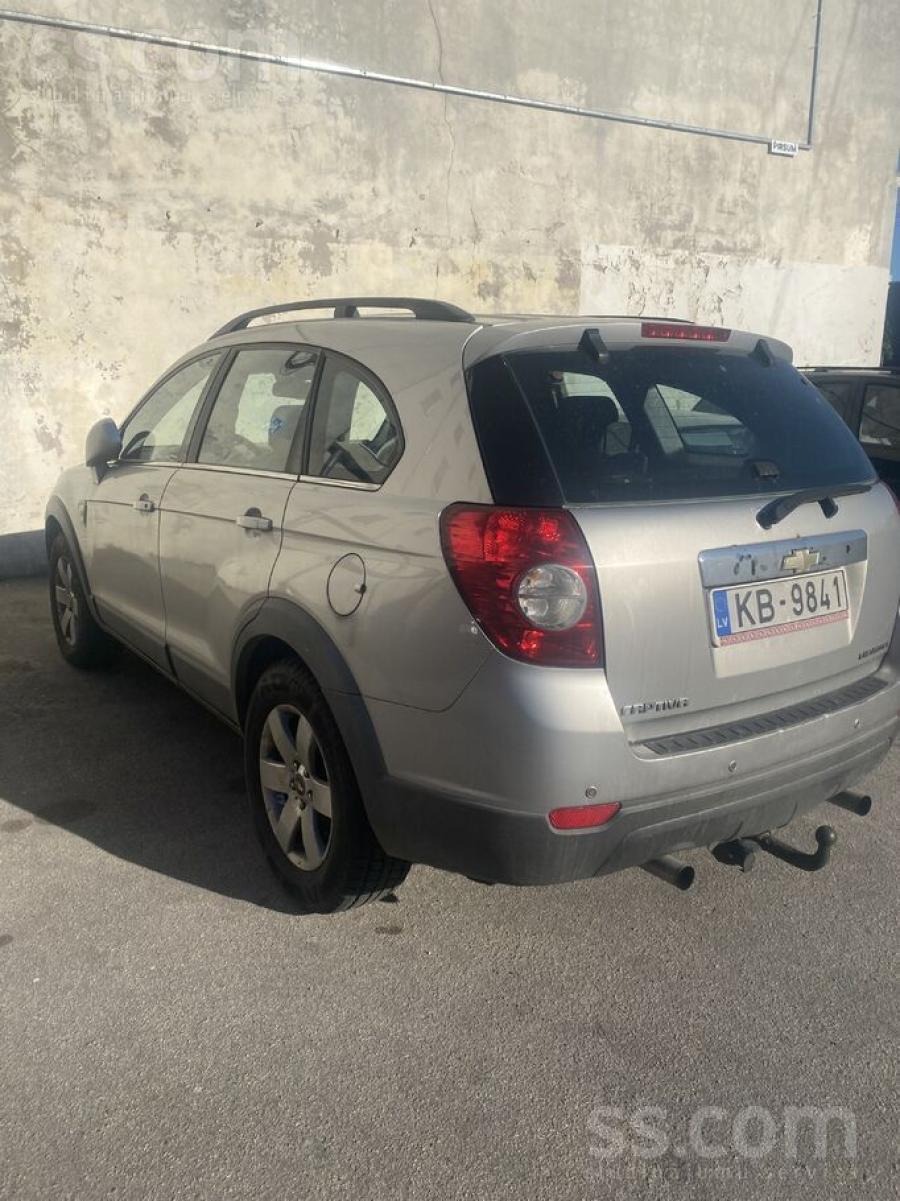 Chevrolet Captiva 2008 Rīga, ar dzinēja tilpumu 2.00 L un nobraukumu 360 tūkst. km par 1700 €, foto 5 vietnē AUTOMOTO.COM.LV