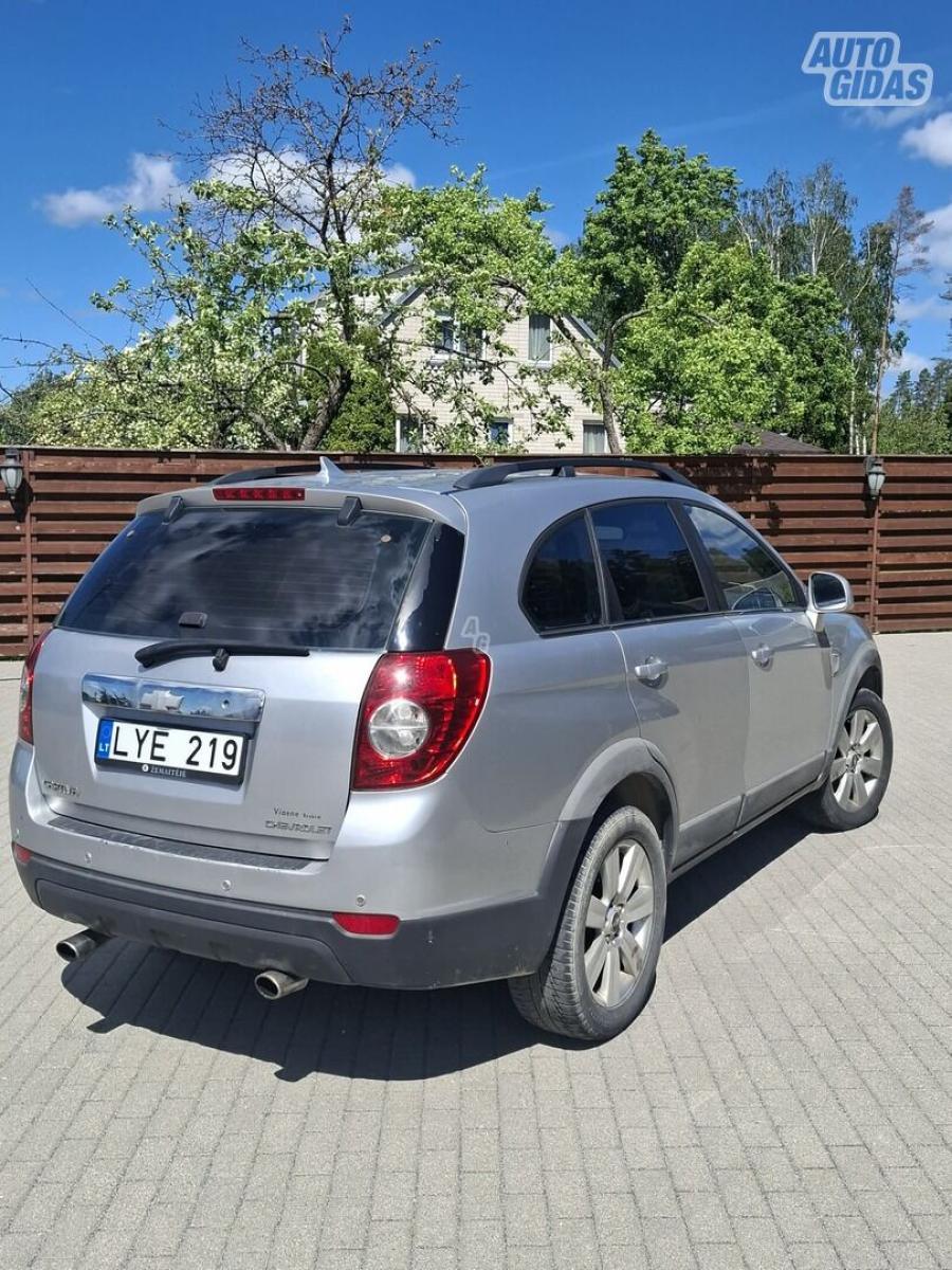 Chevrolet Captiva 2008 in Plunge, with an engine capacity of 1.90 L and mileage of 354 thousand km for 2150 €, photo 3 on AUTOMOTO.COM.LV