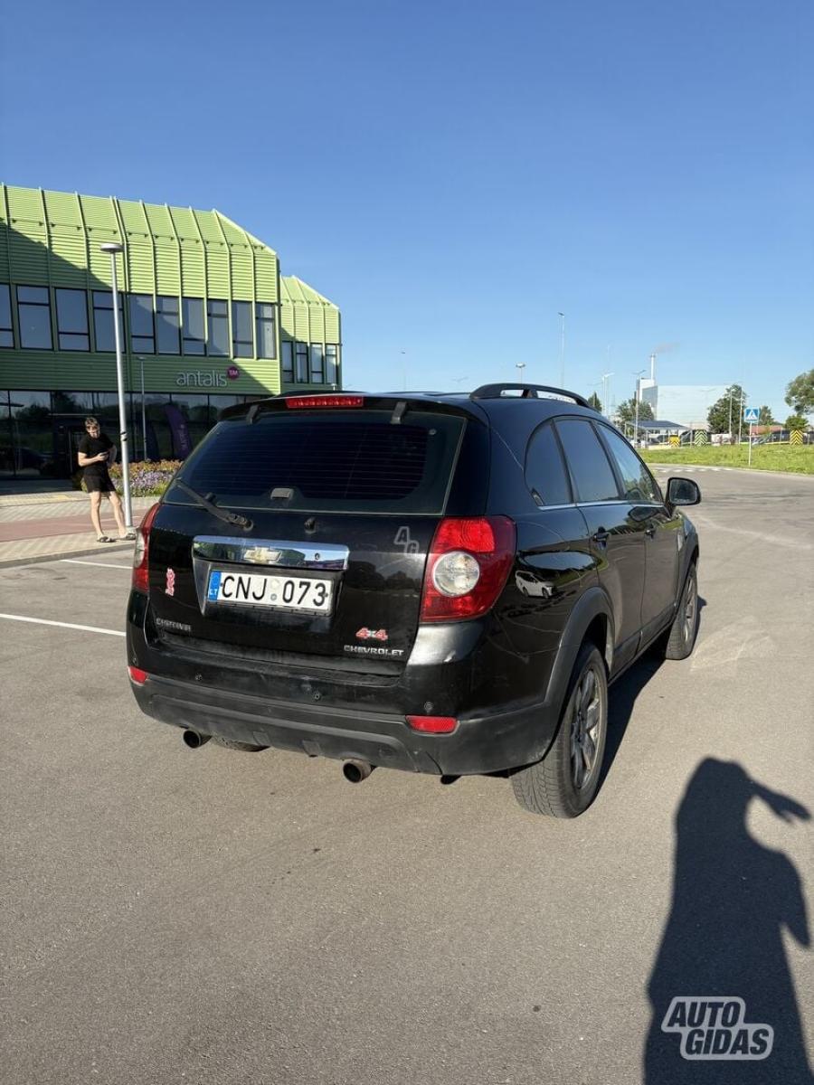 Chevrolet Captiva 2008 Kauņa, ar dzinēja tilpumu 2.00 L un nobraukumu 300 tūkst. km par 1500 €, foto 4 vietnē AUTOMOTO.COM.LV