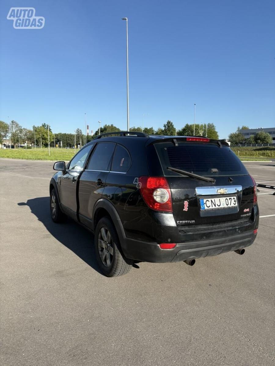Chevrolet Captiva 2008 Kauņa, ar dzinēja tilpumu 2.00 L un nobraukumu 300 tūkst. km par 1500 €, foto 5 vietnē AUTOMOTO.COM.LV