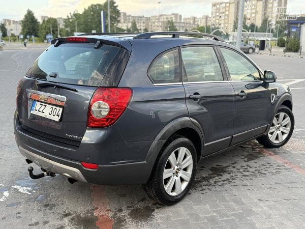 Chevrolet Captiva 2008 in Vilnius, with an engine capacity of 2.00 L and mileage of 320 thousand km for 2600 €, photo 3 on AUTOMOTO.COM.LV