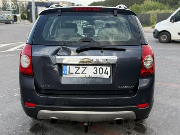 Chevrolet Captiva 2008 in Vilnius, with an engine capacity of 2.00 L and mileage of 320 thousand km for 2600 €, photo 5 on AUTOMOTO.COM.LV
