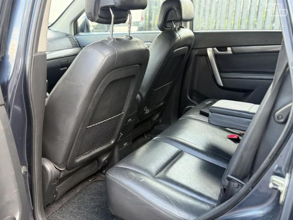 Chevrolet Captiva 2008 in Vilnius, with an engine capacity of 2.00 L and mileage of 320 thousand km for 2600 €, photo 7 on AUTOMOTO.COM.LV