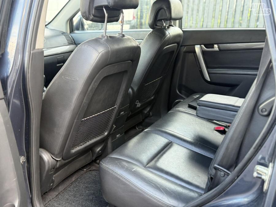 Chevrolet Captiva 2008 Viļņa, ar dzinēja tilpumu 2.00 L un nobraukumu 320 tūkst. km par 2600 €, foto 8 vietnē AUTOMOTO.COM.LV