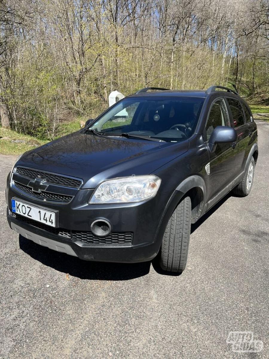 Chevrolet Captiva 2009 in Silale, with an engine capacity of 2.00 L and mileage of 400 thousand km for 2700 €, photo 4 on AUTOMOTO.COM.LV