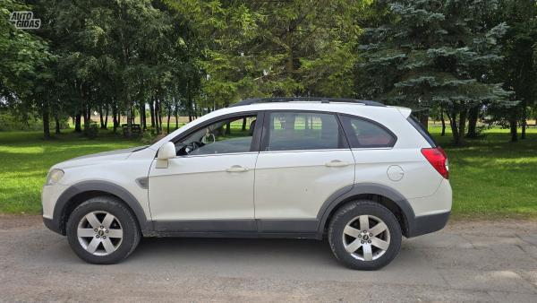 Chevrolet Captiva 2010 Pakruojis, ar dzinēja tilpumu 2.00 L un nobraukumu 278 tūkst. km par 3800 €, foto 1 vietnē AUTOMOTO.COM.LV