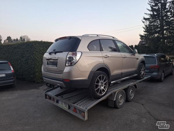 Chevrolet Captiva 2011 in Vilkaviskis, with an engine capacity of 2.20 L and mileage of 190 thousand km for 4600 €, photo 5 on AUTOMOTO.COM.LV