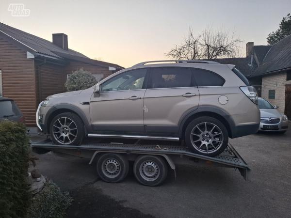 Chevrolet Captiva 2011 in Vilkaviskis, with an engine capacity of 2.20 L and mileage of 190 thousand km for 4600 €, photo 8 on AUTOMOTO.COM.LV