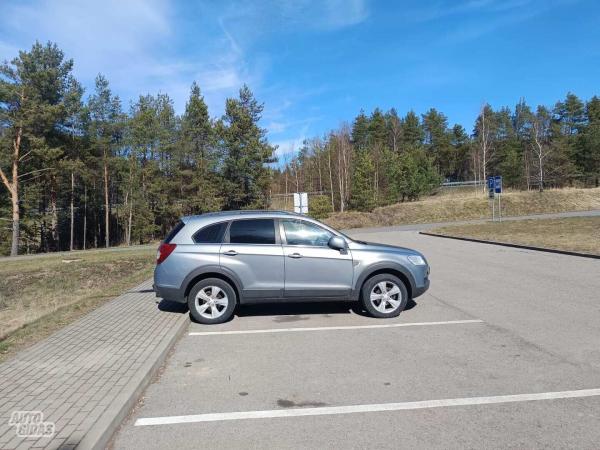 Chevrolet Captiva 2011 Viļņa vietnē Chevrolet Captiva 2011 Viļņa, ar dzinēja tilpumu 2.00 L un nobraukumu 250 tūkst. km par 1800 €, foto 4 vietnē AUTOMOTO.COM.LV