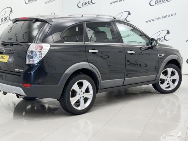 Chevrolet Captiva 2012 Viļņa, ar dzinēja tilpumu 2.23 L un nobraukumu 181 tūkst. km par 5700 €, foto 2 vietnē AUTOMOTO.COM.LV