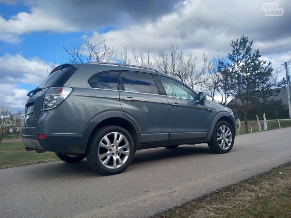 Chevrolet Captiva 2012 Viļņa, ar dzinēja tilpumu 2.20 L un nobraukumu 280 tūkst. km par 5300 €, foto 10 vietnē AUTOMOTO.COM.LV
