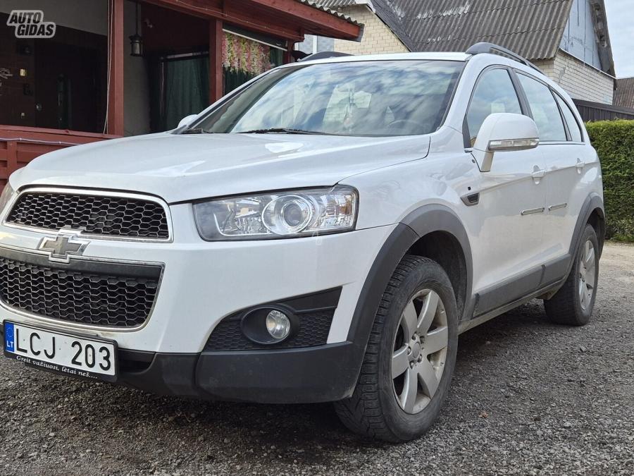 Chevrolet Captiva 2012 in Panevezys, with an engine capacity of 2.20 L and mileage of 250 thousand km for 5200 €, photo 1 on AUTOMOTO.COM.LV