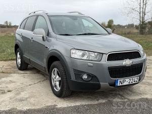 Chevrolet Captiva 2012 Rīga, ar dzinēja tilpumu 2.40 L un nobraukumu 168 tūkst. km par 7650 €, foto  vietnē AUTOMOTO.COM.LV