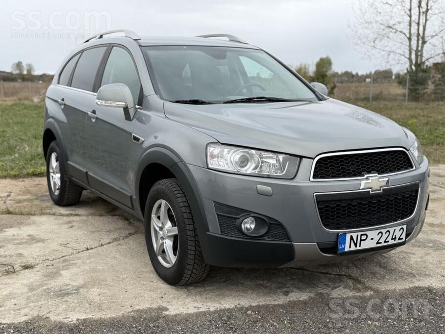 Chevrolet Captiva 2012 in Riga, with an engine capacity of 2.40 L and mileage of 168 thousand km for 7650 €, photo 1 on AUTOMOTO.COM.LV