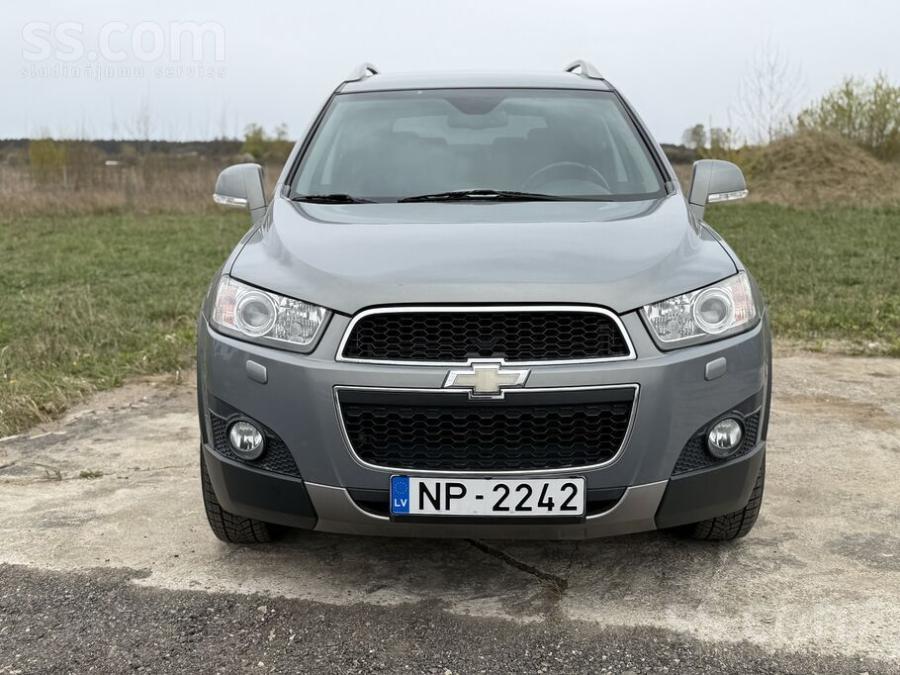 Chevrolet Captiva 2012 in Riga, with an engine capacity of 2.40 L and mileage of 168 thousand km for 7650 €, photo 3 on AUTOMOTO.COM.LV