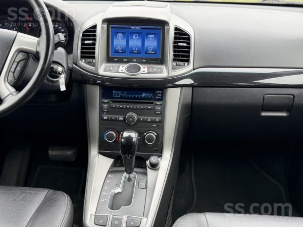 Chevrolet Captiva 2012 in Riga, with an engine capacity of 2.40 L and mileage of 168 thousand km for 7650 €, photo 8 on AUTOMOTO.COM.LV
