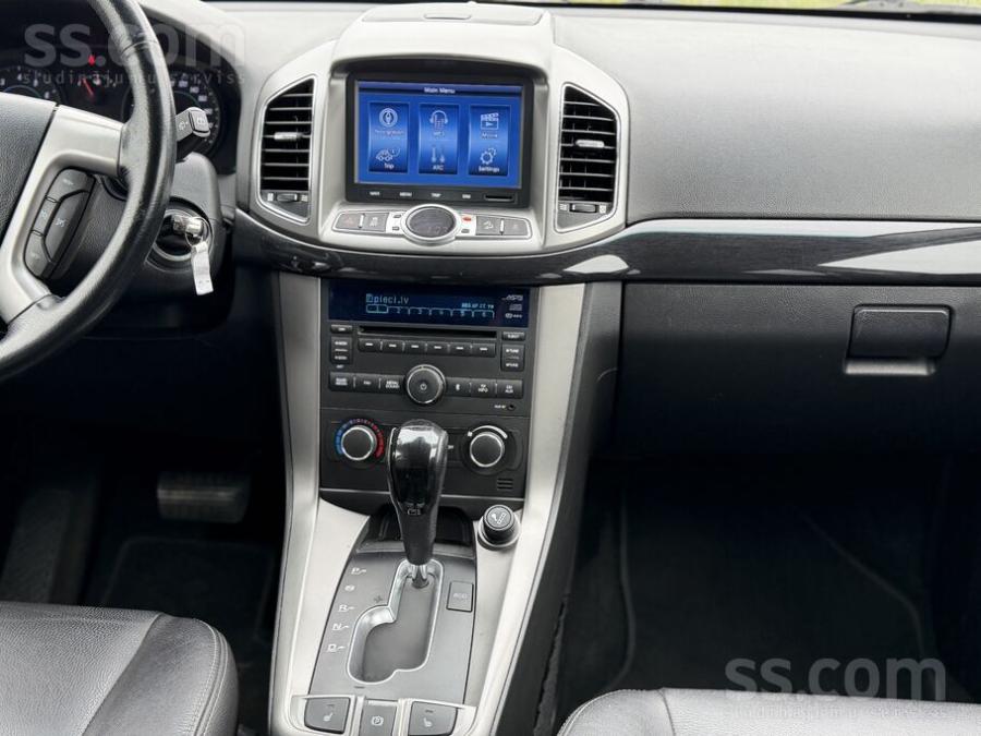 Chevrolet Captiva 2012 in Riga, with an engine capacity of 2.40 L and mileage of 168 thousand km for 7650 €, photo 9 on AUTOMOTO.COM.LV