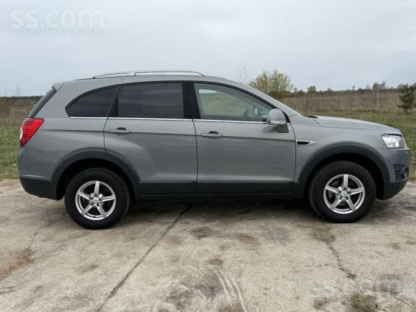 Chevrolet Captiva 2012 in Riga, with an engine capacity of 2.40 L and mileage of 168 thousand km for 7650 €, photo 4 on AUTOMOTO.COM.LV