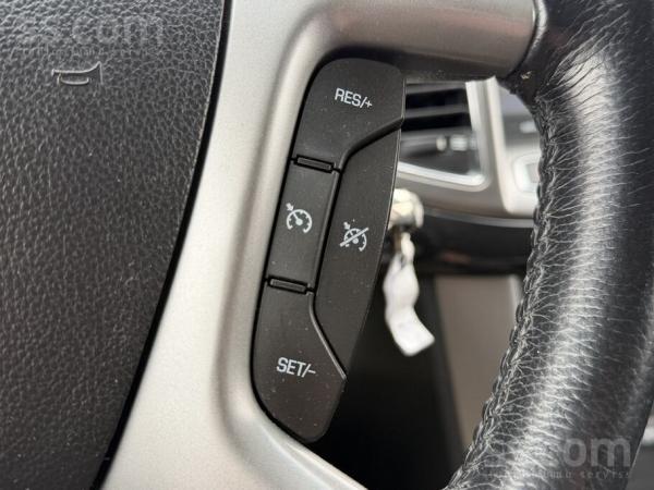 Chevrolet Captiva 2012 in Riga, with an engine capacity of 2.40 L and mileage of 168 thousand km for 7650 €, photo 7 on AUTOMOTO.COM.LV