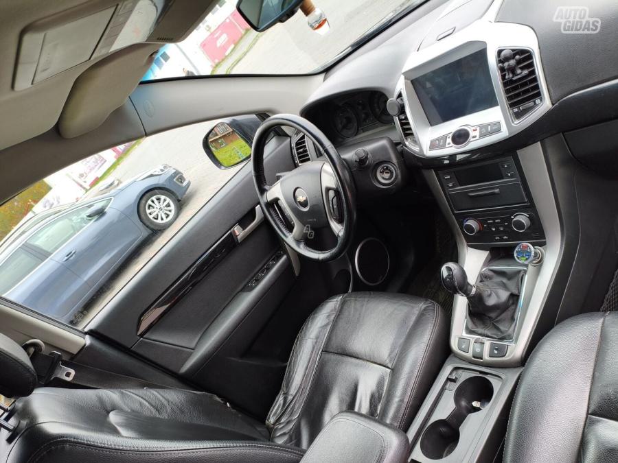 Chevrolet Captiva 2012 Viļņa, ar dzinēja tilpumu 2.20 L un nobraukumu 241 tūkst. km par 4999 €, foto 11 vietnē AUTOMOTO.COM.LV