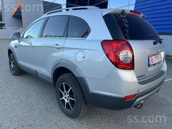 Chevrolet Captiva 2013 Rīga, ar dzinēja tilpumu 2.20 L un nobraukumu 221 tūkst. km par 5795 €, foto 2 vietnē AUTOMOTO.COM.LV
