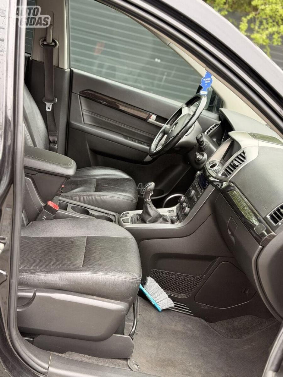 Chevrolet Captiva 2013 Viļņa, ar dzinēja tilpumu 2.20 L un nobraukumu 213 tūkst. km par 4700 €, foto 10 vietnē AUTOMOTO.COM.LV