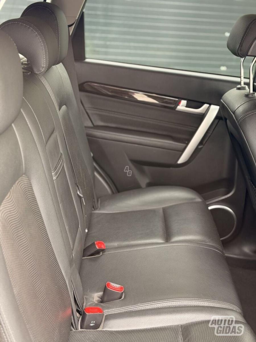 Chevrolet Captiva 2013 Viļņa, ar dzinēja tilpumu 2.20 L un nobraukumu 213 tūkst. km par 4700 €, foto 12 vietnē AUTOMOTO.COM.LV